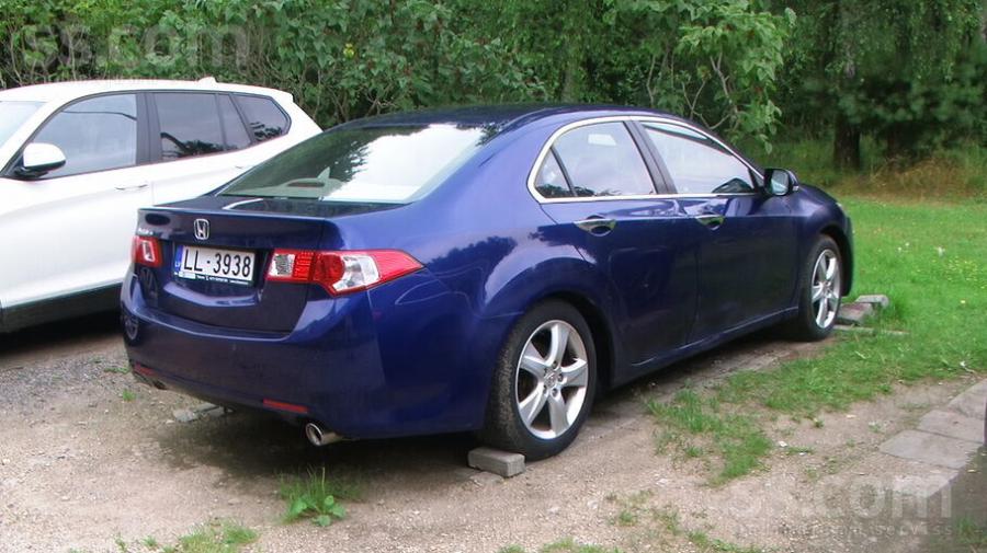 Blue Honda Accord 2009 in Jurmala, with an engine capacity of 2.00 L and mileage of 182 thousand km for 4920 €, photo 11 on AUTOMOTO.COM.LV