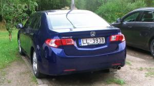 Blue Honda Accord 2009 in Jurmala, with an engine capacity of 2.00 L and mileage of 182 thousand km for 4920 €, photo 12 on AUTOMOTO.COM.LV