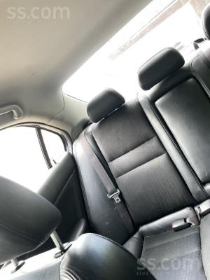 Zils Honda Accord 2004 Rēzekne, ar dzinēja tilpumu 2.00 L un nobraukumu 297 tūkst. km par 1050 €, foto 6 vietnē AUTOMOTO.COM.LV