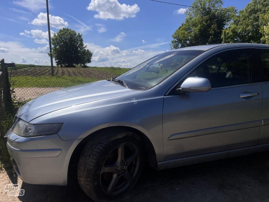 Blue Honda Accord 2003 in Prienai, with an engine capacity of 2.20 L and mileage of 37 thousand km for 600 €, photo 6 on AUTOMOTO.COM.LV
