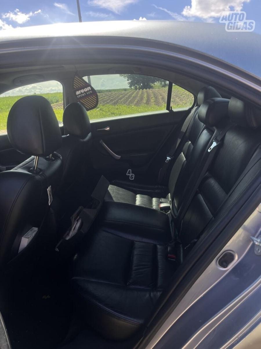 Blue Honda Accord 2003 in Prienai, with an engine capacity of 2.20 L and mileage of 37 thousand km for 600 €, photo 10 on AUTOMOTO.COM.LV