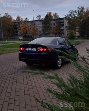 Blue Honda Accord 2003 in Daugavpils, with an engine capacity of 2.00 L and mileage of 331 thousand km for 1500 €, photo 6 on AUTOMOTO.COM.LV