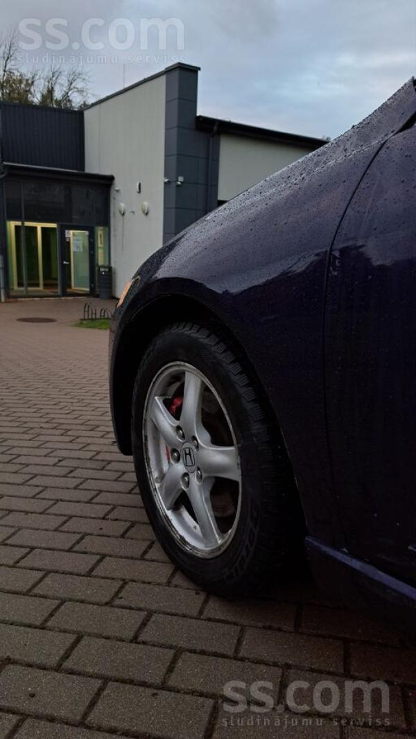 Blue Honda Accord 2003 in Daugavpils, with an engine capacity of 2.00 L and mileage of 331 thousand km for 1500 €, photo 4 on AUTOMOTO.COM.LV