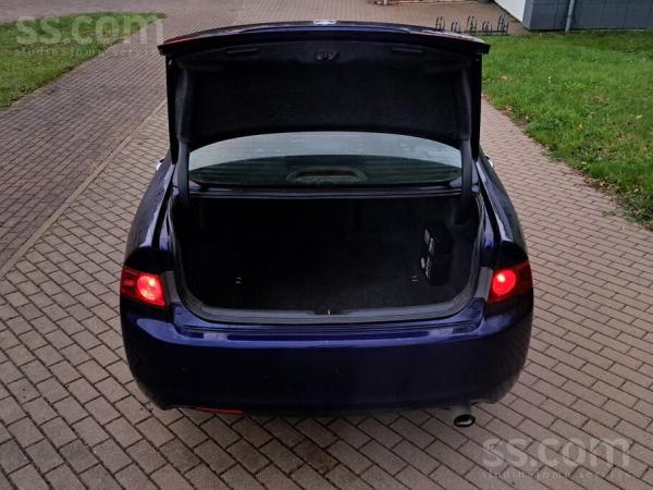 Blue Honda Accord 2003 in Daugavpils, with an engine capacity of 2.00 L and mileage of 331 thousand km for 1500 €, photo 7 on AUTOMOTO.COM.LV