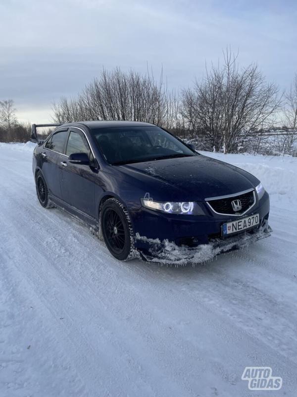 Blue Honda Accord 2004 in Klaipeda, with an engine capacity of 2.20 L and mileage of 257 thousand km for 4000 €, photo 2 on AUTOMOTO.COM.LV