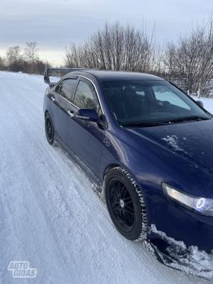 Blue Honda Accord 2004 in Klaipeda, with an engine capacity of 2.20 L and mileage of 257 thousand km for 4000 €, photo 5 on AUTOMOTO.COM.LV