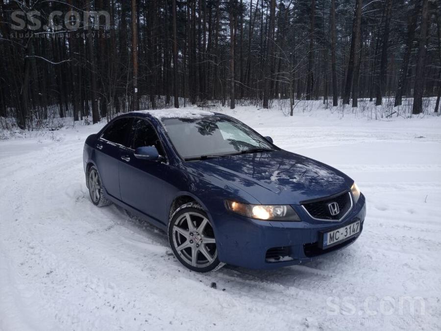 Blue Honda Accord 2004 in Riga, with an engine capacity of 2.00 L and mileage of 257 thousand km for 1120 €, photo 1 on AUTOMOTO.COM.LV