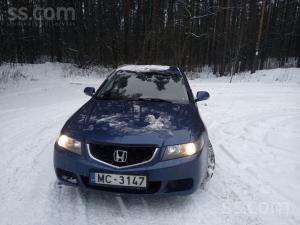 Blue Honda Accord 2004 in Riga, with an engine capacity of 2.00 L and mileage of 257 thousand km for 1120 €, photo 2 on AUTOMOTO.COM.LV