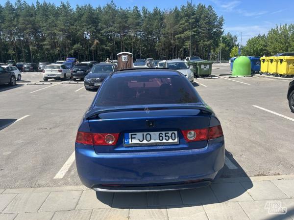 Zils Honda Accord 2004 Kauņa, ar dzinēja tilpumu 2.20 L un nobraukumu 296 tūkst. km par 1500 €, foto 2 vietnē AUTOMOTO.COM.LV