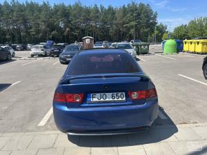 Zils Honda Accord 2004 Kauņa, ar dzinēja tilpumu 2.20 L un nobraukumu 296 tūkst. km par 1500 €, foto 3 vietnē AUTOMOTO.COM.LV
