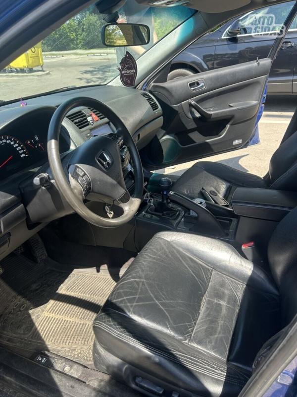Zils Honda Accord 2004 Kauņa, ar dzinēja tilpumu 2.20 L un nobraukumu 296 tūkst. km par 1500 €, foto 6 vietnē AUTOMOTO.COM.LV