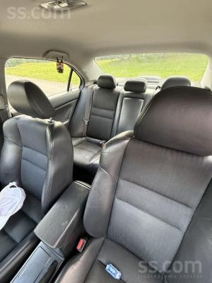 Blue Honda Accord 2004 in Aluksne, with an engine capacity of 2.00 L and mileage of 299 thousand km for 1700 €, photo 13 on AUTOMOTO.COM.LV