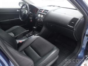 Blue Honda Accord 2004 in Riga, with an engine capacity of 2.00 L and mileage of 257 thousand km for 990 €, photo 10 on AUTOMOTO.COM.LV