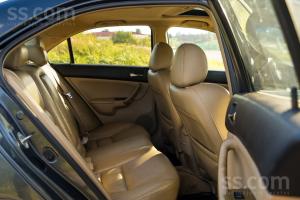 Zils Honda Accord 2004 Gulbene, ar dzinēja tilpumu 2.20 L un nobraukumu 370 tūkst. km par 1800 €, foto 6 vietnē AUTOMOTO.COM.LV