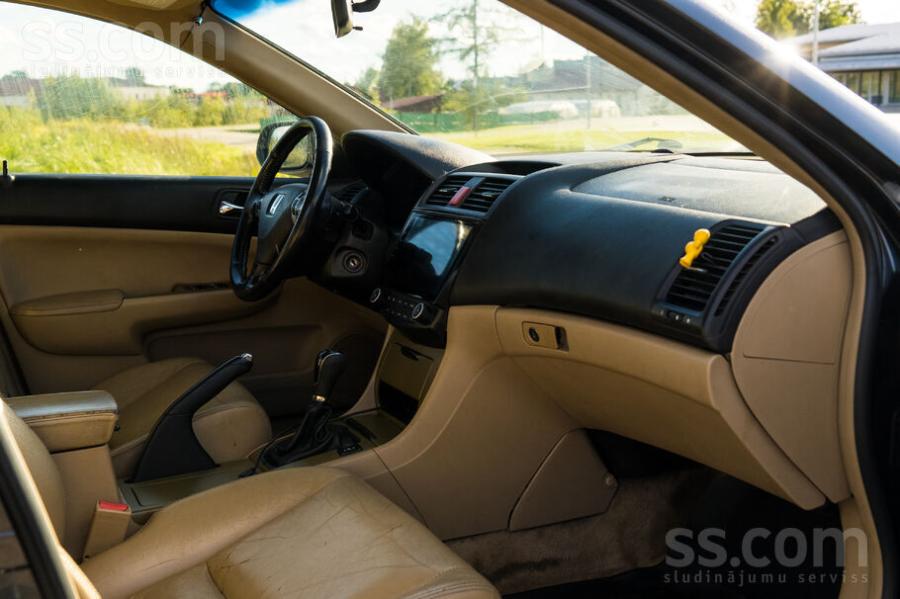 Zils Honda Accord 2004 Gulbene, ar dzinēja tilpumu 2.20 L un nobraukumu 370 tūkst. km par 1800 €, foto 7 vietnē AUTOMOTO.COM.LV