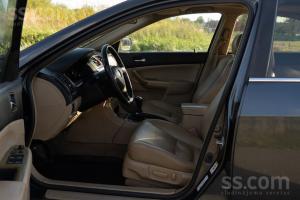 Zils Honda Accord 2004 Gulbene, ar dzinēja tilpumu 2.20 L un nobraukumu 370 tūkst. km par 1800 €, foto 14 vietnē AUTOMOTO.COM.LV