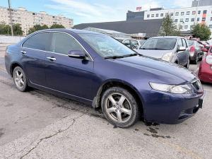 Zils Honda Accord 2004 Tallina, ar dzinēja tilpumu 2.00 L un nobraukumu 327 tūkst. km par 899 €, foto  vietnē AUTOMOTO.COM.LV