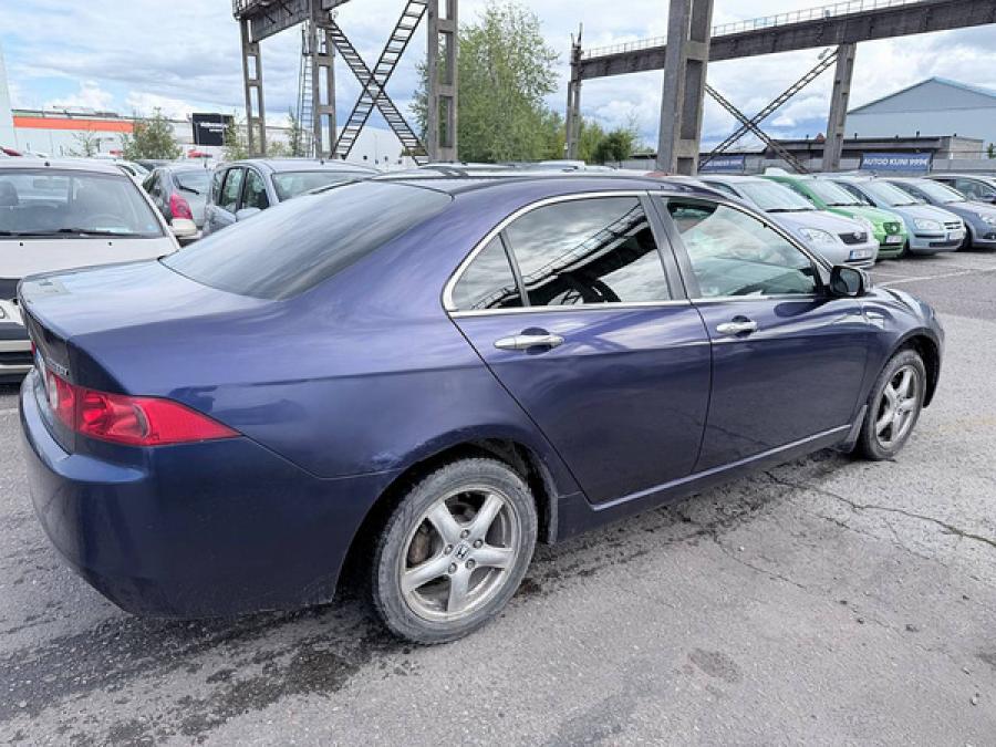 Синий Хонда Аккорд 2004 в Таллин, объемом двигателя 2.00 л и пробегом 327 тыс. км за 899 €, фото 4 на AUTOMOTO.COM.LV