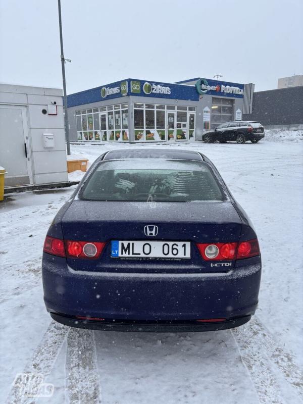 Zils Honda Accord 2005 Šauļi, ar dzinēja tilpumu 2.20 L un nobraukumu 286 tūkst. km par 1350 €, foto 4 vietnē AUTOMOTO.COM.LV