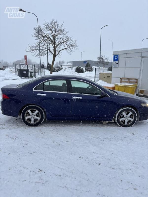 Zils Honda Accord 2005 Šauļi, ar dzinēja tilpumu 2.20 L un nobraukumu 286 tūkst. km par 1350 €, foto 6 vietnē AUTOMOTO.COM.LV