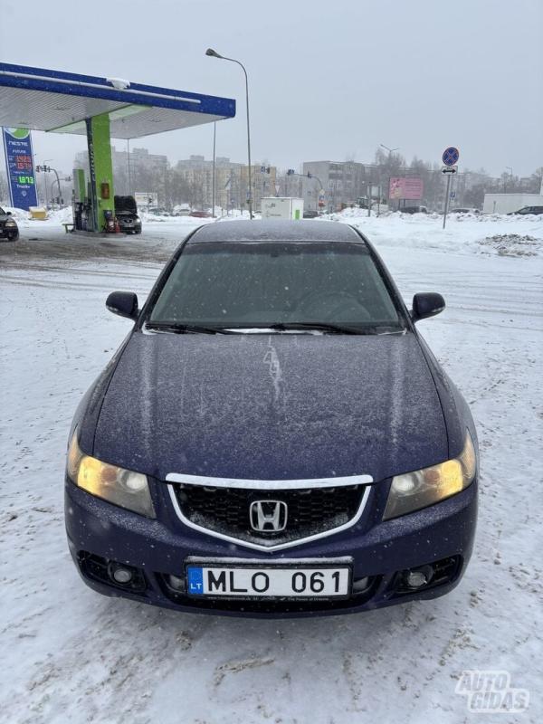 Zils Honda Accord 2005 Šauļi, ar dzinēja tilpumu 2.20 L un nobraukumu 286 tūkst. km par 1350 €, foto 8 vietnē AUTOMOTO.COM.LV