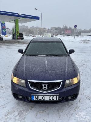Blue Honda Accord 2005 in Siauliai, with an engine capacity of 2.20 L and mileage of 286 thousand km for 1350 €, photo 8 on AUTOMOTO.COM.LV