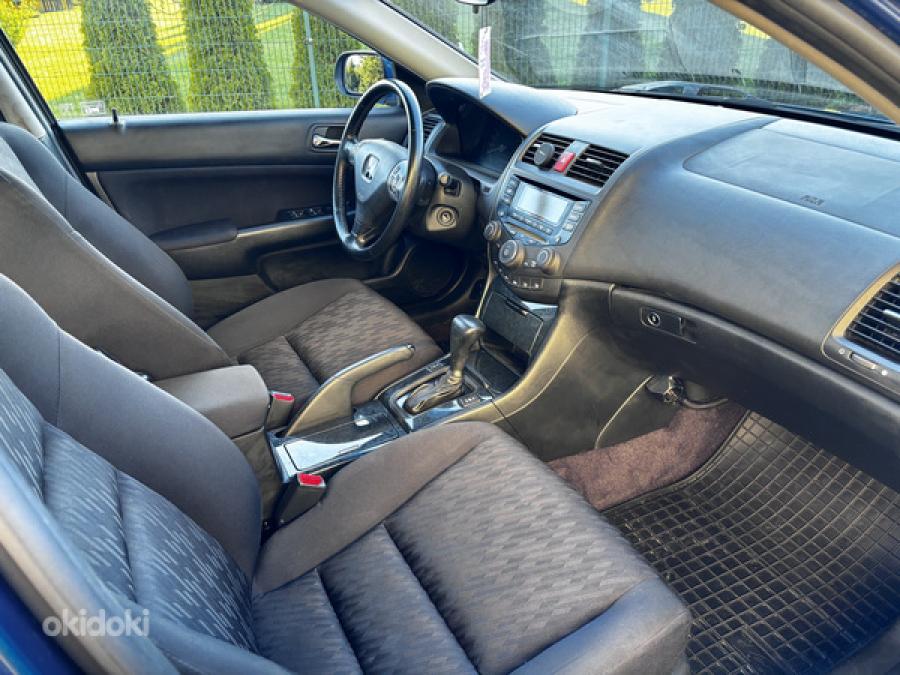 Zils Honda Accord 2005 Tallina, ar dzinēja tilpumu 2.40 L un nobraukumu 222 tūkst. km par 4700 €, foto 10 vietnē AUTOMOTO.COM.LV
