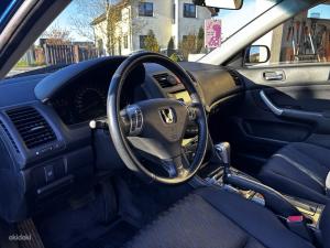 Zils Honda Accord 2005 Tallina, ar dzinēja tilpumu 2.40 L un nobraukumu 222 tūkst. km par 4700 €, foto 16 vietnē AUTOMOTO.COM.LV