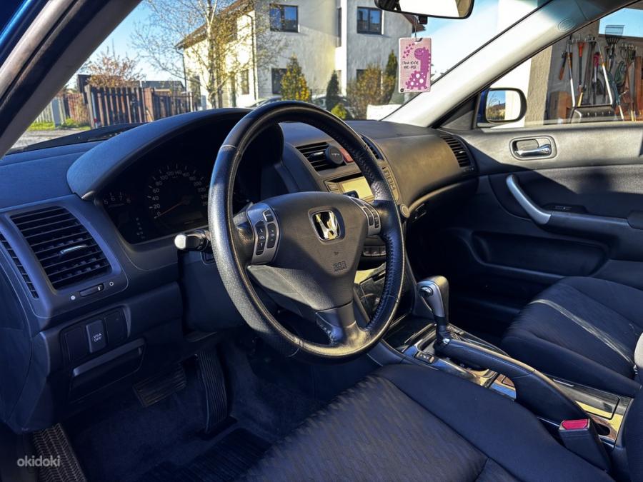 Zils Honda Accord 2005 Tallina, ar dzinēja tilpumu 2.40 L un nobraukumu 222 tūkst. km par 4700 €, foto 16 vietnē AUTOMOTO.COM.LV