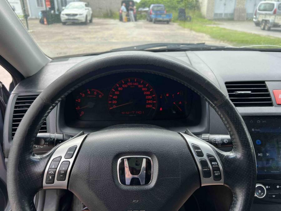 Zils Honda Accord 2005 Narva, ar dzinēja tilpumu 2.20 L un nobraukumu 401 tūkst. km par 599 €, foto 10 vietnē AUTOMOTO.COM.LV
