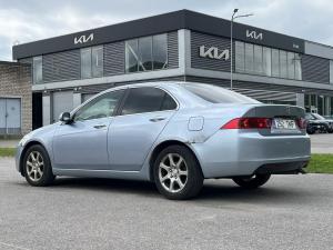 Zils Honda Accord 2005 Narva, ar dzinēja tilpumu 2.20 L un nobraukumu 401 tūkst. km par 599 €, foto 18 vietnē AUTOMOTO.COM.LV