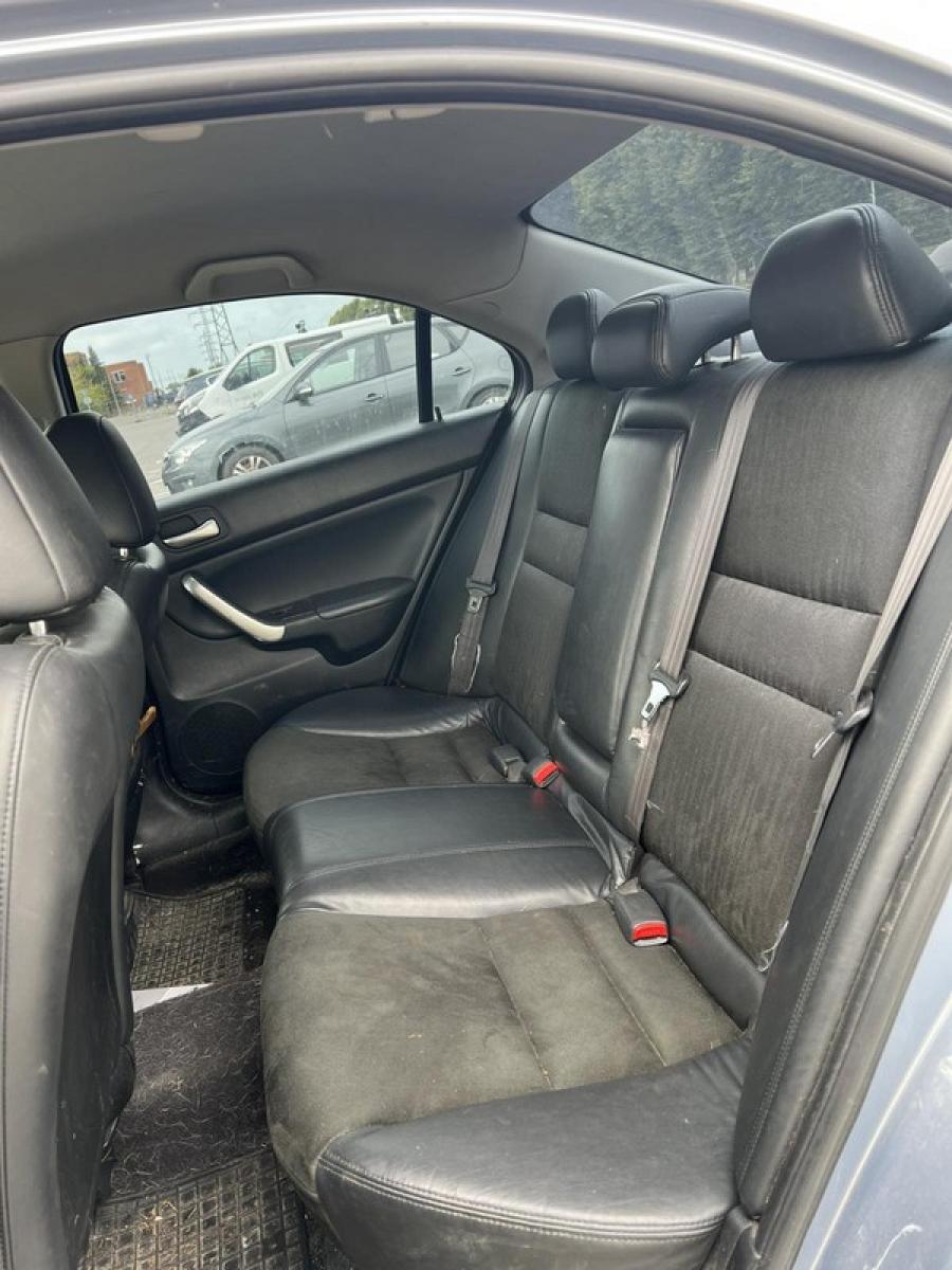 Zils Honda Accord 2005 Narva, ar dzinēja tilpumu 2.20 L un nobraukumu 401 tūkst. km par 599 €, foto 23 vietnē AUTOMOTO.COM.LV