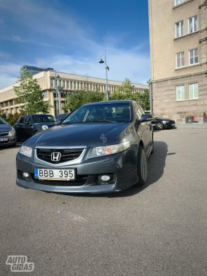 Zils Honda Accord 2005 Viļņa, ar dzinēja tilpumu 2.40 L un nobraukumu 309 tūkst. km par 1200 €, foto  vietnē AUTOMOTO.COM.LV