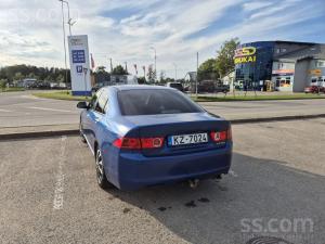 Zils Honda Accord 2005 Cēsis, ar dzinēja tilpumu 2.20 L un nobraukumu 336 tūkst. km par 1300 €, foto  vietnē AUTOMOTO.COM.LV