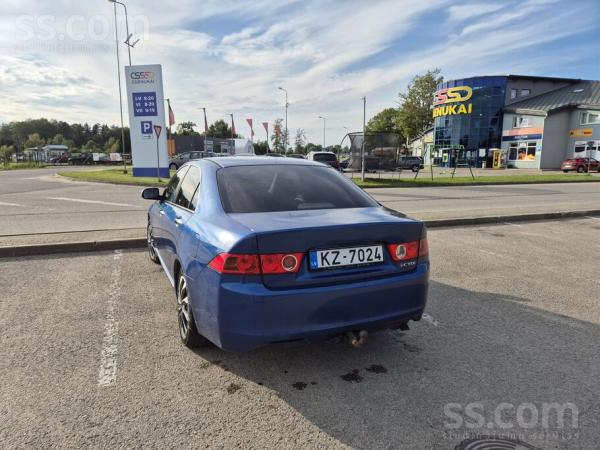 Zils Honda Accord 2005 Cēsis, ar dzinēja tilpumu 2.20 L un nobraukumu 336 tūkst. km par 1300 €, foto 1 vietnē AUTOMOTO.COM.LV