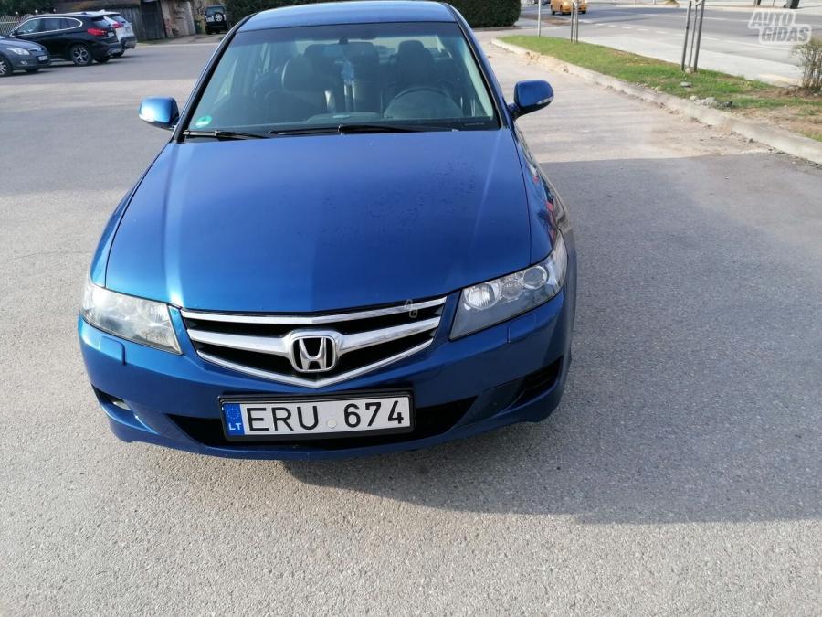 Blue Honda Accord 2006 in Utena, with an engine capacity of 2.00 L and mileage of 330 thousand km for 1450 €, photo 3 on AUTOMOTO.COM.LV