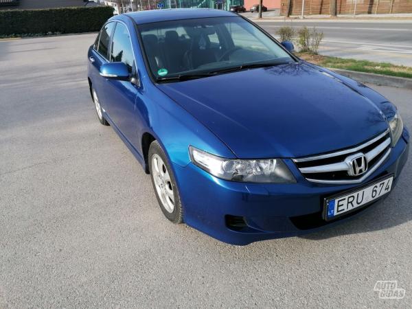 Zils Honda Accord 2006 Utena, ar dzinēja tilpumu 2.00 L un nobraukumu 330 tūkst. km par 1450 €, foto 3 vietnē AUTOMOTO.COM.LV