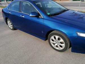 Blue Honda Accord 2006 in Utena, with an engine capacity of 2.00 L and mileage of 330 thousand km for 1450 €, photo 6 on AUTOMOTO.COM.LV
