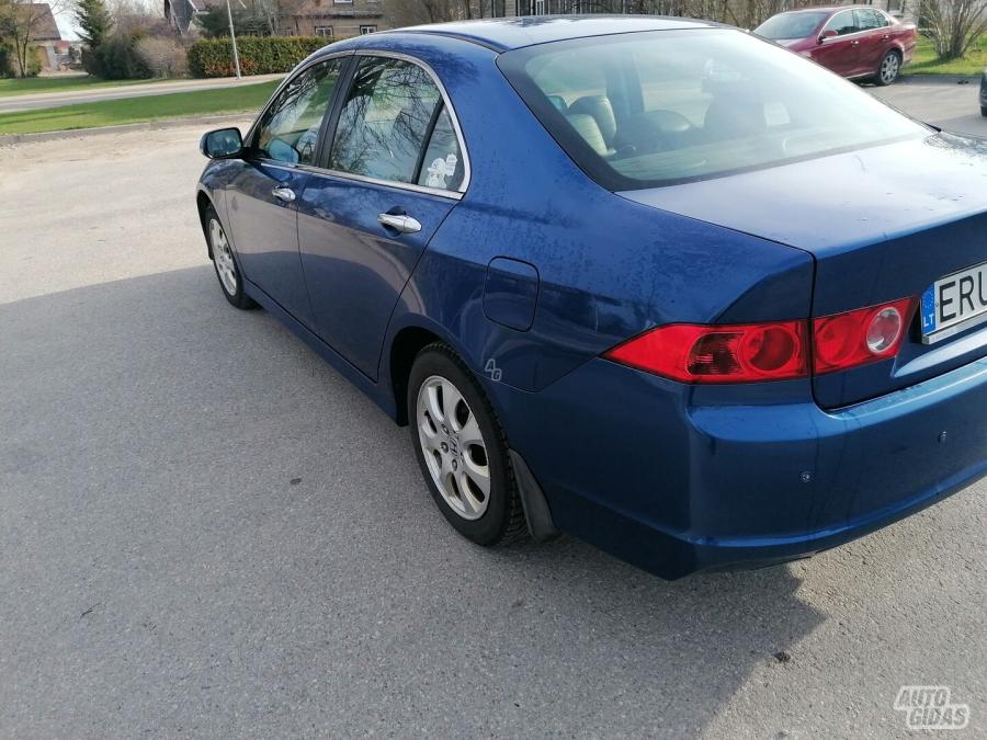 Blue Honda Accord 2006 in Utena, with an engine capacity of 2.00 L and mileage of 330 thousand km for 1450 €, photo 10 on AUTOMOTO.COM.LV