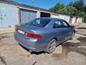 Blue Honda Accord 2006 in Riga, with an engine capacity of 2.00 L and mileage of 180 thousand km for 900 €, photo 4 on AUTOMOTO.COM.LV