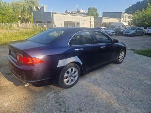 Blue Honda Accord 2006 in Vilnius, with an engine capacity of 2.00 L and mileage of 256 thousand km for 950 €, photo 5 on AUTOMOTO.COM.LV