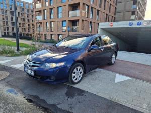 Zils Honda Accord 2006 Viļņa, ar dzinēja tilpumu 2.00 L un nobraukumu 252 tūkst. km par 2250 €, foto  vietnē AUTOMOTO.COM.LV