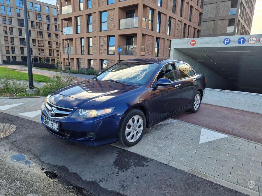 Zils Honda Accord 2006 Viļņa, ar dzinēja tilpumu 2.00 L un nobraukumu 252 tūkst. km par 2250 €, foto 1 vietnē AUTOMOTO.COM.LV