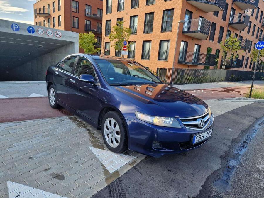Zils Honda Accord 2006 Viļņa, ar dzinēja tilpumu 2.00 L un nobraukumu 252 tūkst. km par 2250 €, foto 4 vietnē AUTOMOTO.COM.LV