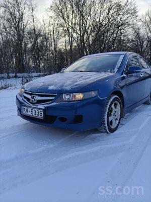 Zils Honda Accord 2007 Jēkabpils, ar dzinēja tilpumu 2.20 L un nobraukumu 286 tūkst. km par 1600 €, foto 4 vietnē AUTOMOTO.COM.LV