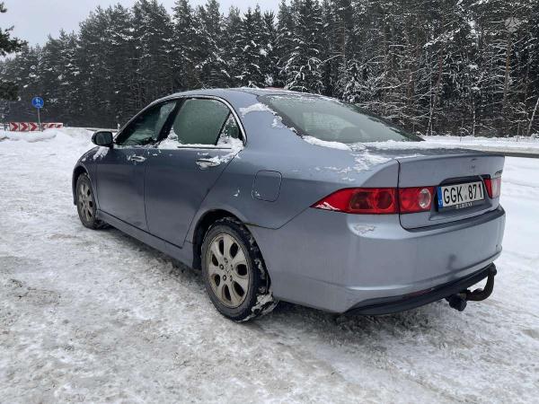 Blue Honda Accord 2007 in Utena, with an engine capacity of 2.20 L and mileage of 4 thousand km for 480 €, photo 4 on AUTOMOTO.COM.LV