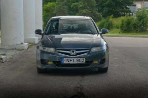 Blue Honda Accord 2007 in Vilnius, with an engine capacity of 2.40 L and mileage of 267 thousand km for 2600 €, photo 3 on AUTOMOTO.COM.LV