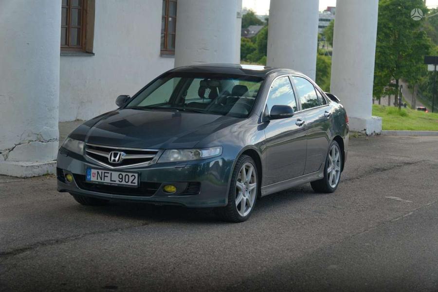 Blue Honda Accord 2007 in Vilnius, with an engine capacity of 2.40 L and mileage of 267 thousand km for 2600 €, photo 4 on AUTOMOTO.COM.LV
