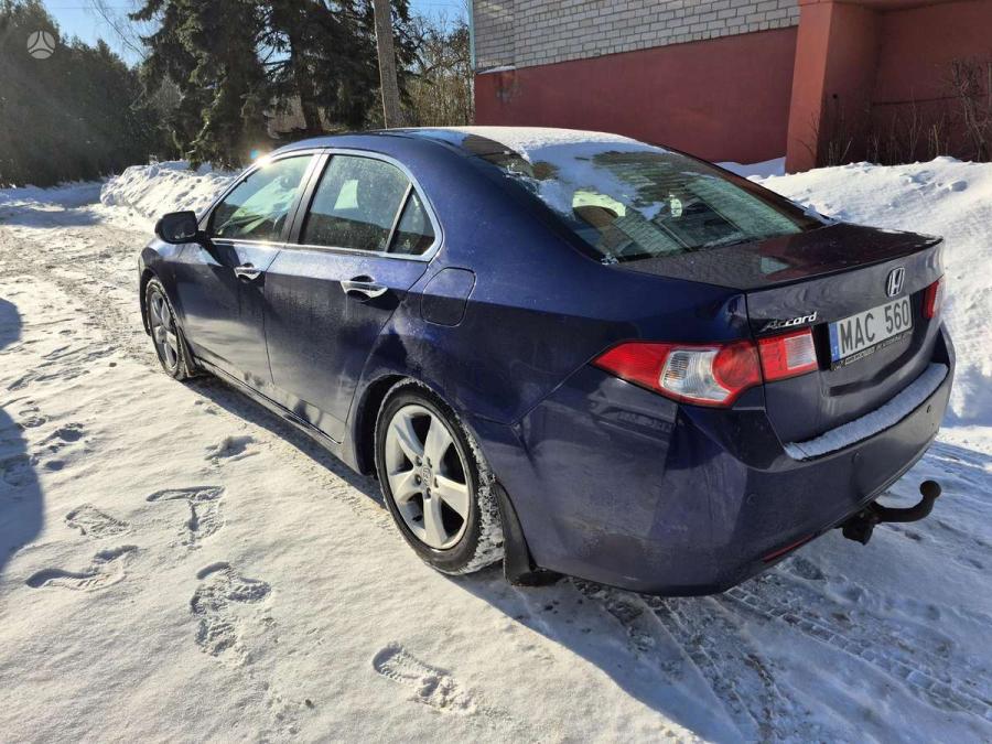 Zils Honda Accord 2008 Panevēža, ar dzinēja tilpumu 2.20 L un nobraukumu 365 tūkst. km par 2900 €, foto 2 vietnē AUTOMOTO.COM.LV
