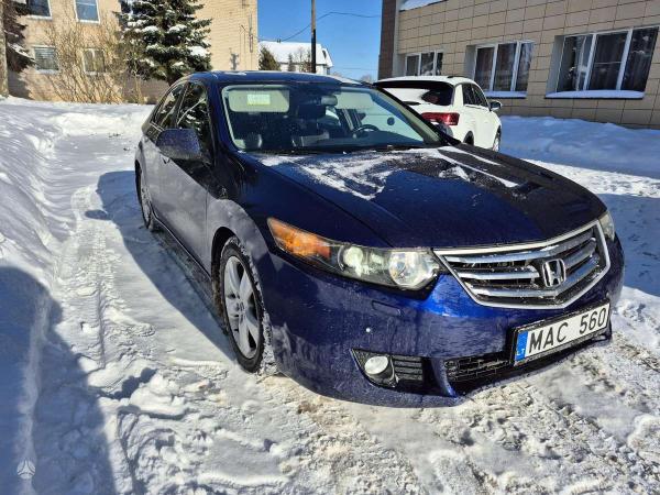 Blue Honda Accord 2008 in Panevezys, with an engine capacity of 2.20 L and mileage of 365 thousand km for 2900 €, photo 6 on AUTOMOTO.COM.LV